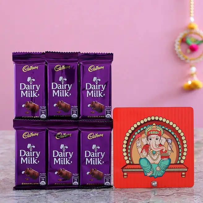 Buy/Send Elegant Ganesha Table Top & 6 Dairy Milk Chocolates Combo- C ...