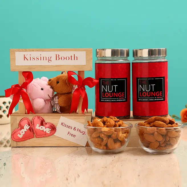 Buy/Send Cashew and Almond Barbecue Jars With Teddy Bear Online- FNP