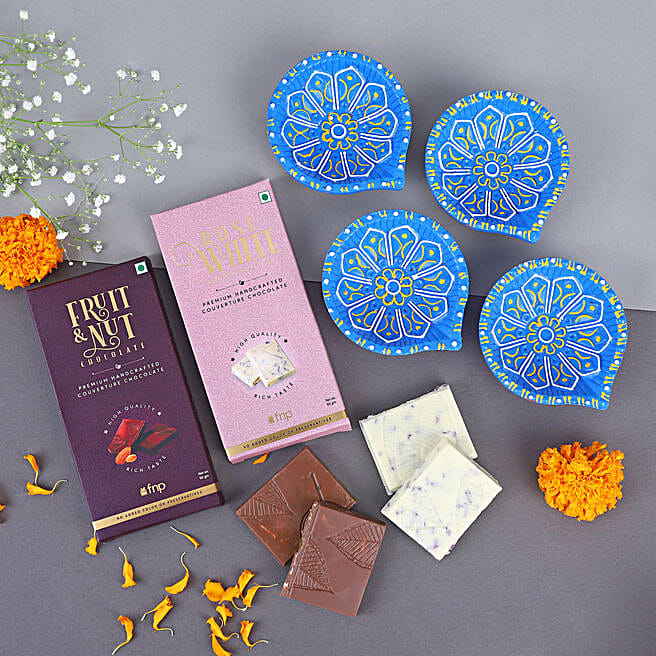 Buy/Send Diwali Delight For Choco-Lit Celebration Online- FNP