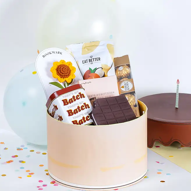 Buy/Send Sweet Memories Celebration Box Online- FNP