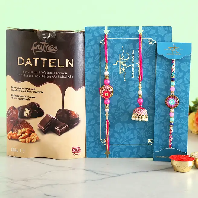 3 Classy Rakhis And Frutree Datteln Hamper norway | Gift 3 Classy ...