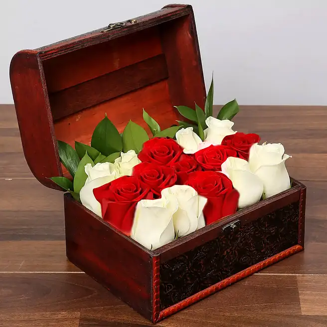 St George Day Treasured Roses uae | Gift St George Day Treasured Roses- FNP
