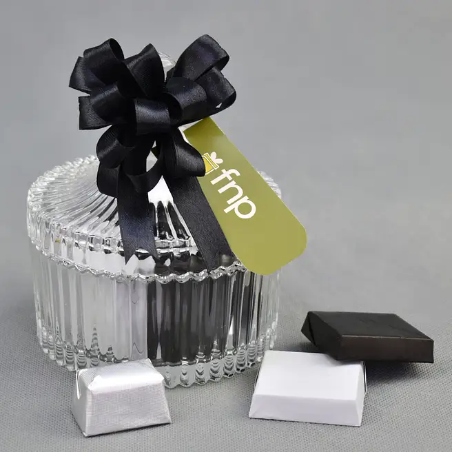 Assorted Chocolates in Designer Bowl uae | Gift Assorted Chocolates in ...